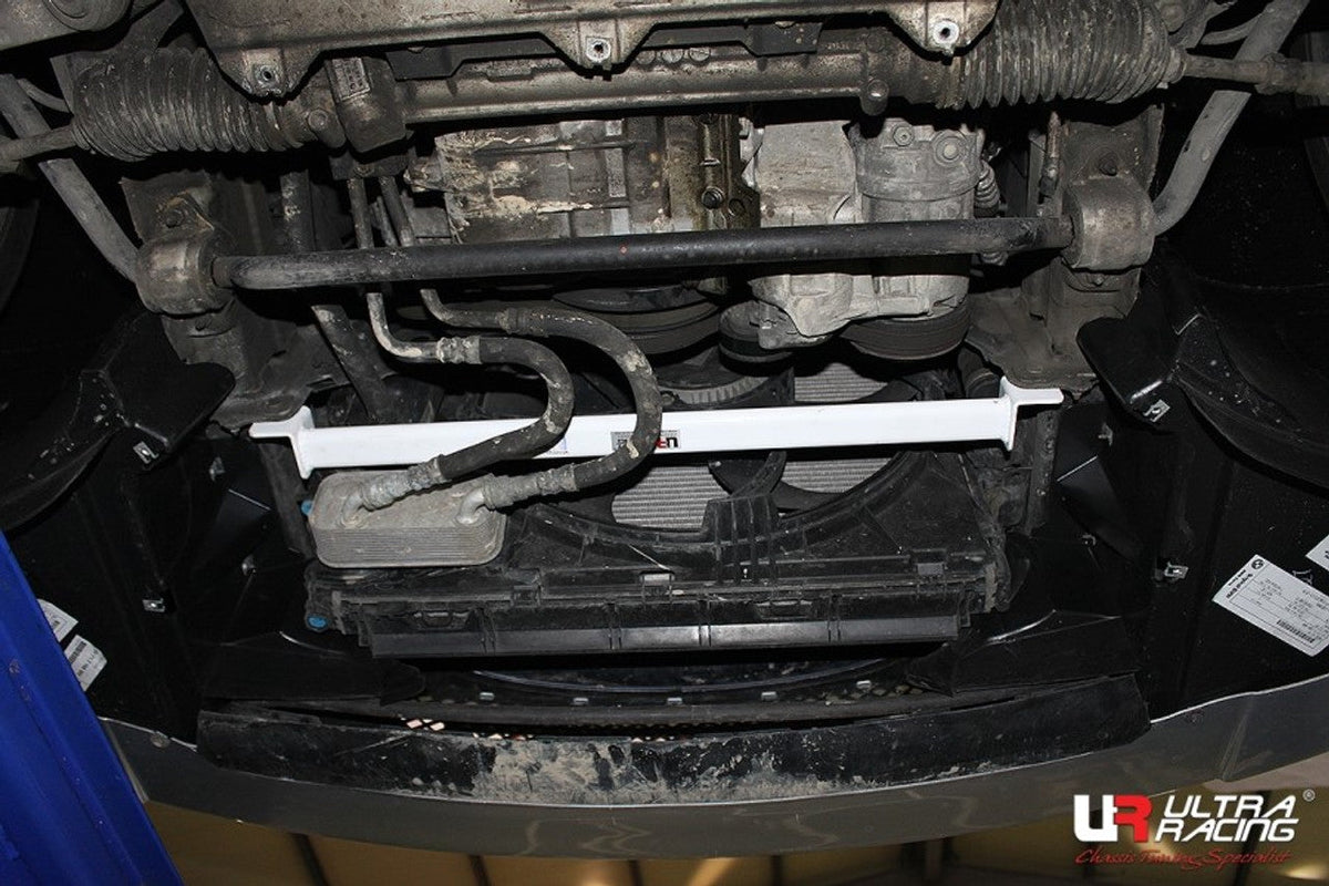 Ultra Racing - 2pt Front Lower Brace - BMW Z4 (E85/E86) 2002-2008 - UR